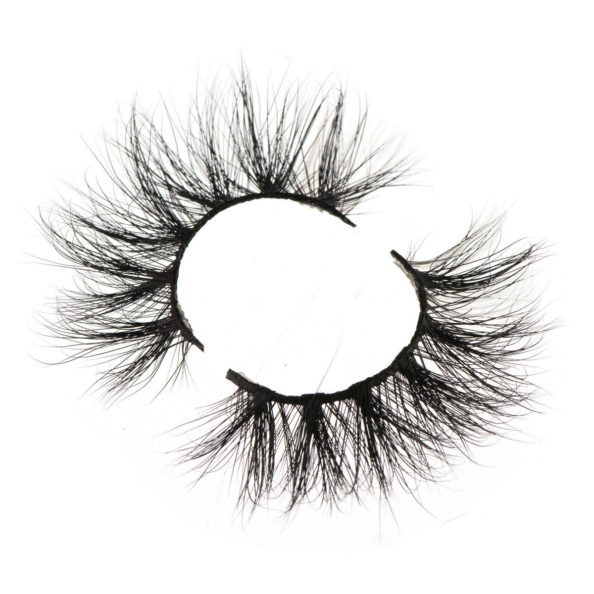 Bad B**** Lashes – DelCARMEN Lashes
